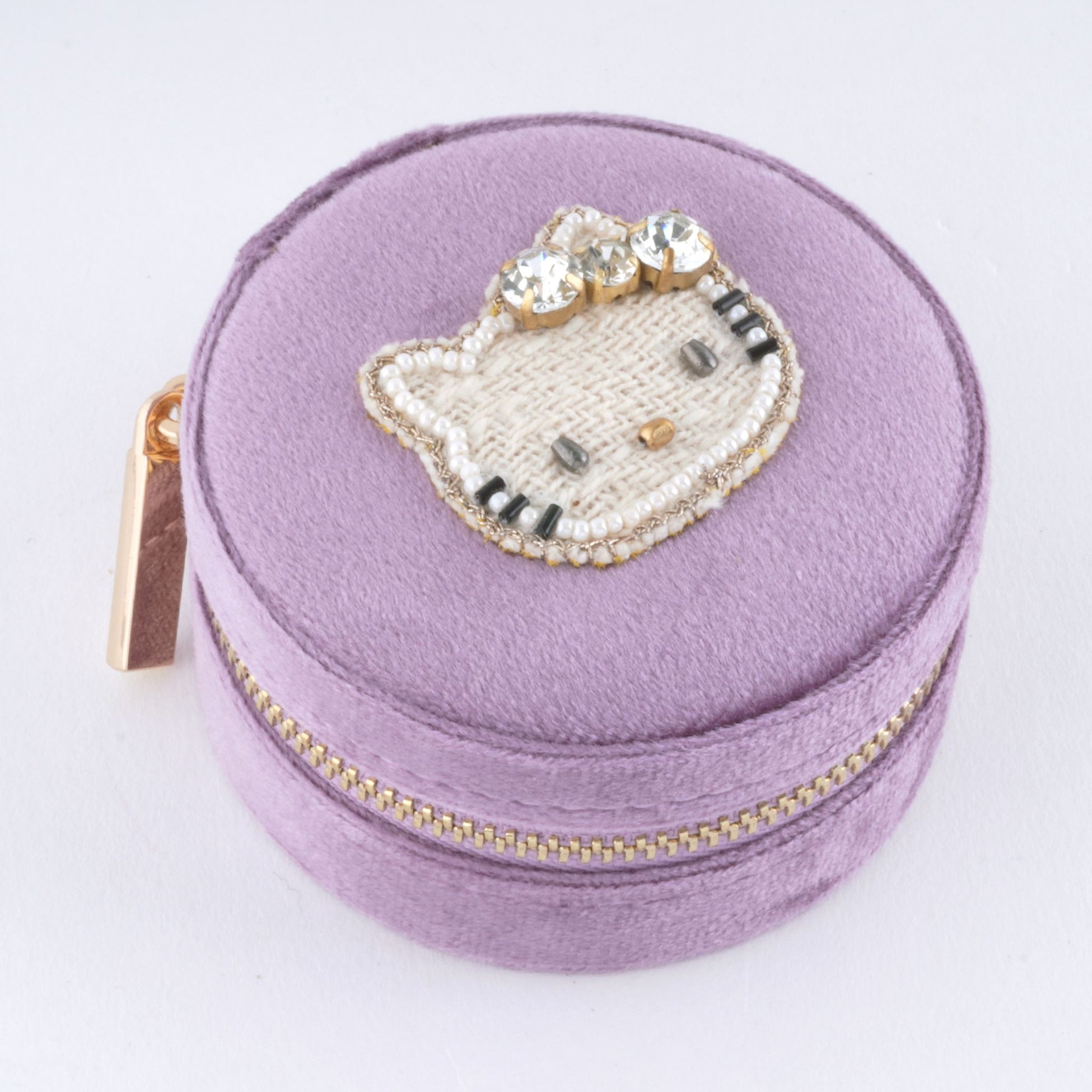 HelloKitty × MAYGLOBE | MAYGLOBE 公式