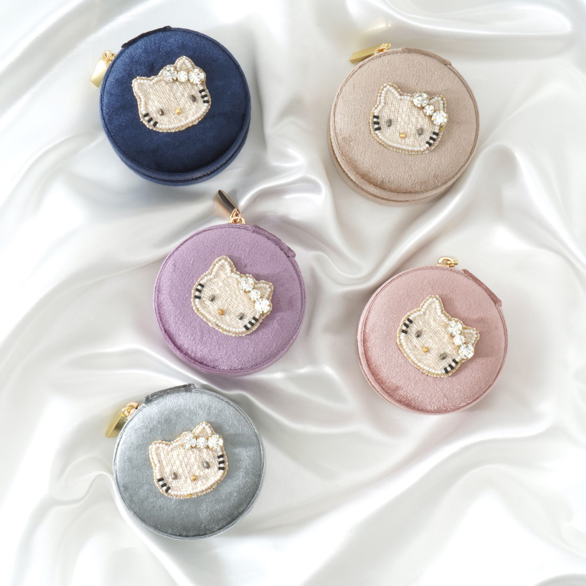 HelloKitty × MAYGLOBE | MAYGLOBE 公式